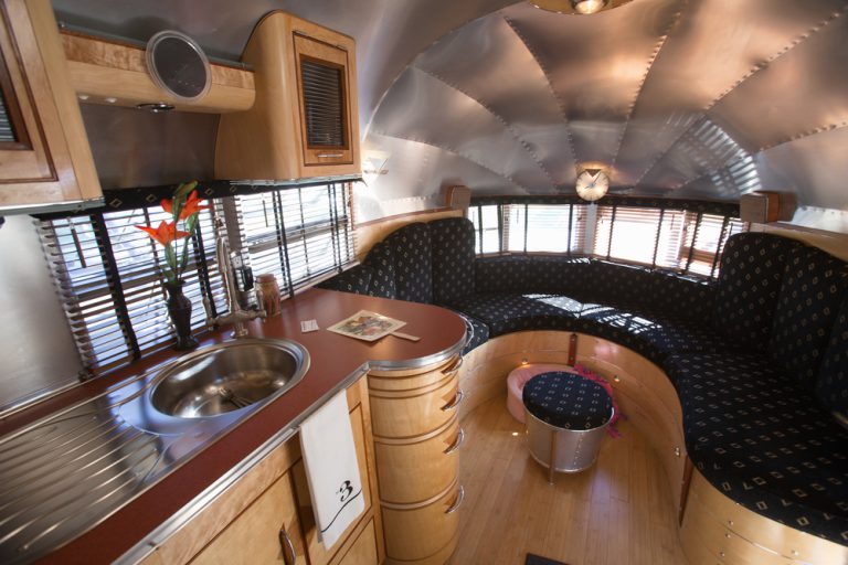 These Retro RVs and Trailers Will Make You Want to Travel Back in Time ...