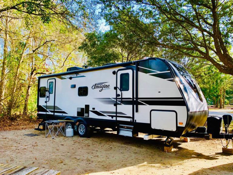 The Top 25 RV Parks & Campgrounds for Families!