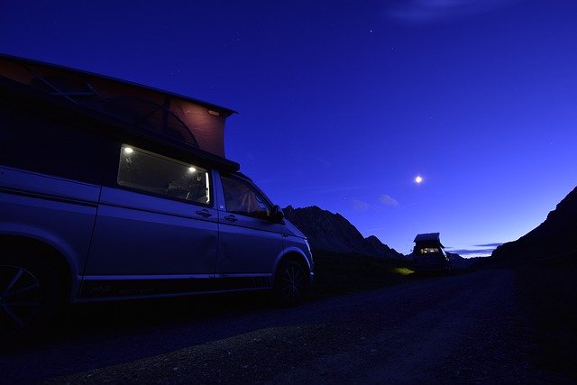 14 RV Night Driving Safety Tips | RVshare