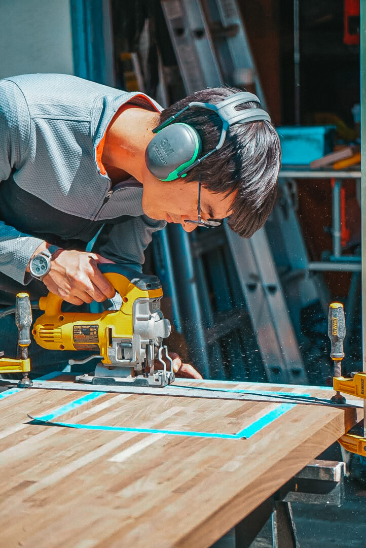 From Clueless To Camper Van: Building A Mobile Home Interior From ...