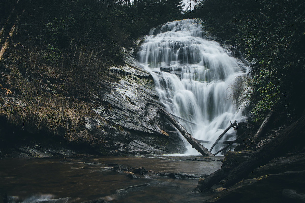 Top 10 Waterfalls in South Carolina | RVshare